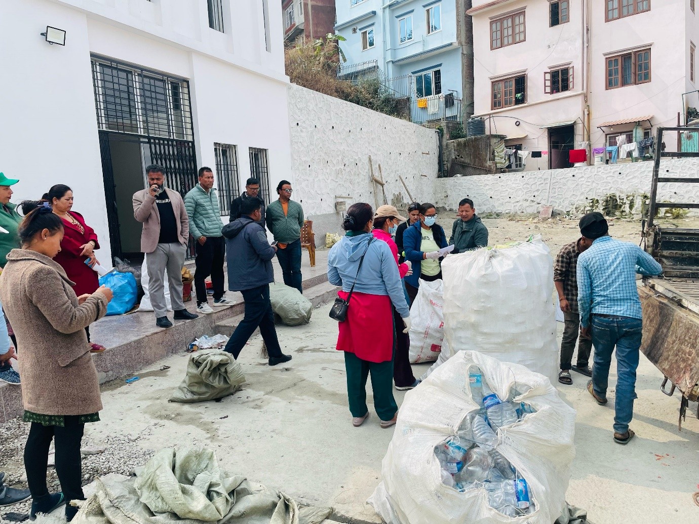 Campaign on 3Rs and Waste Management in Local Communities